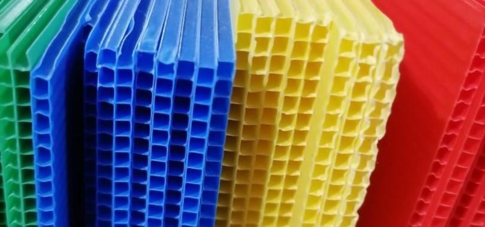 HOJA PLASTICO CORRUGADO | Worldwide Foam MX